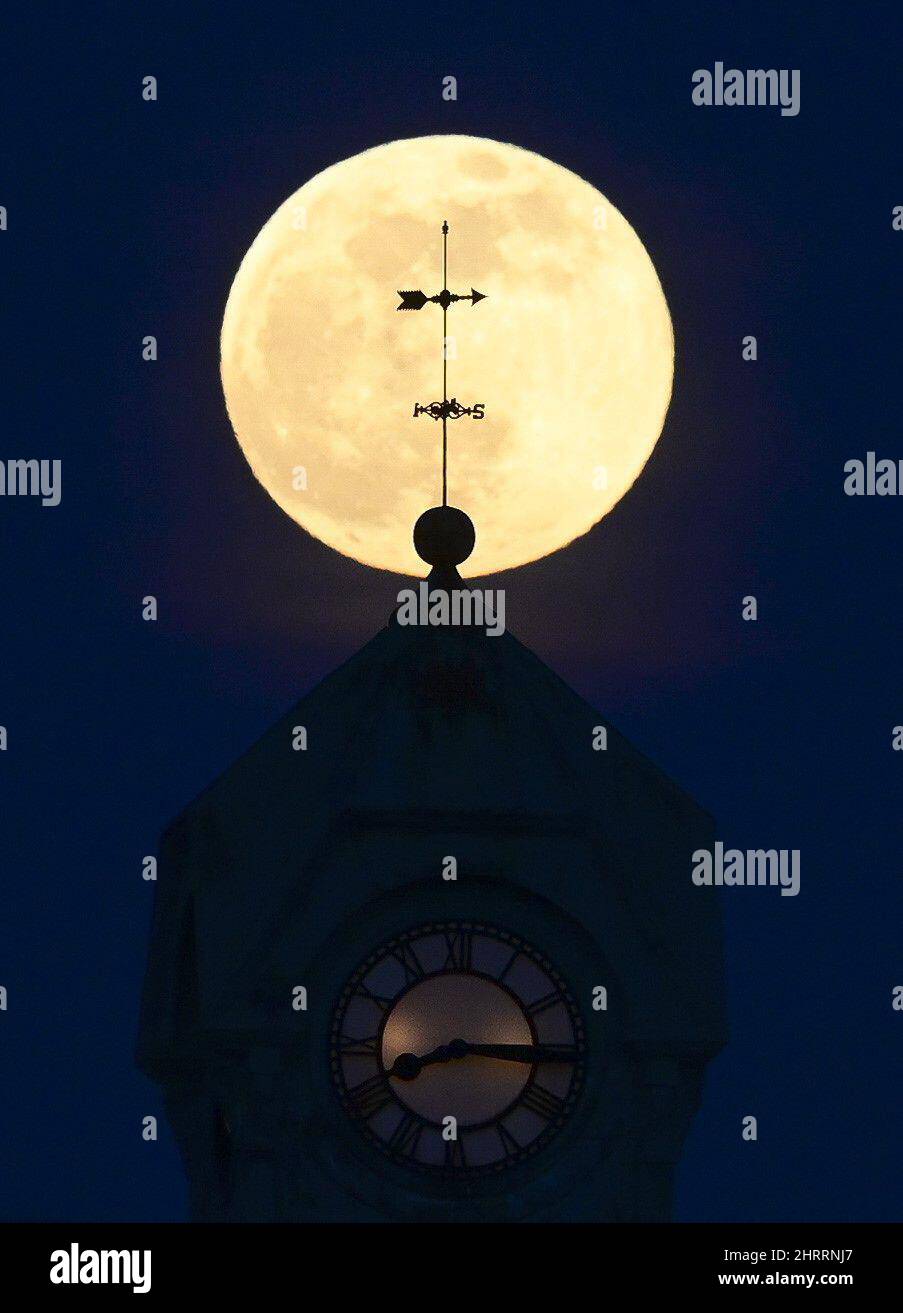 The Super Pink Full Moon rises over the former Almonte post office ...