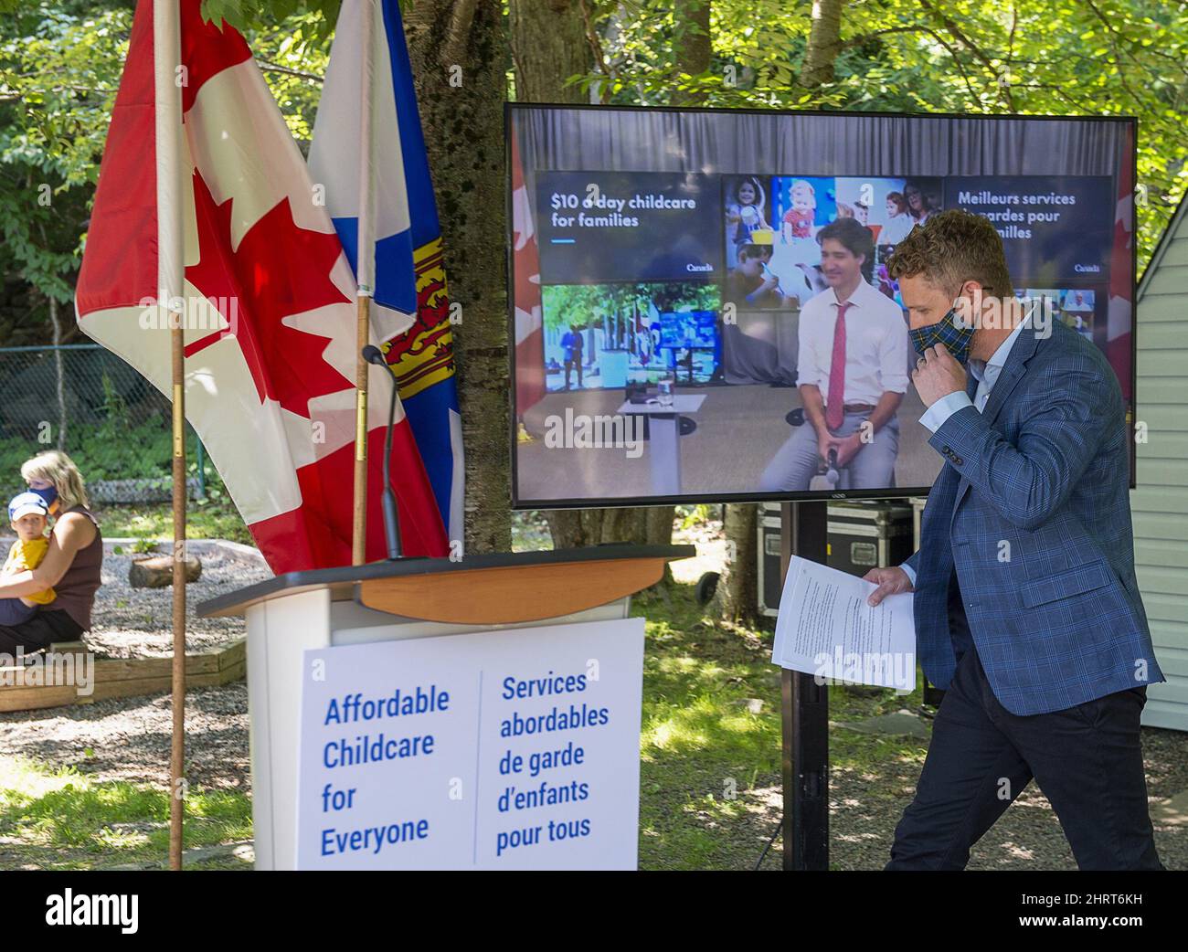 Nova Scotia Premier Iain Rankin, right, and Prime Minister Justin ...