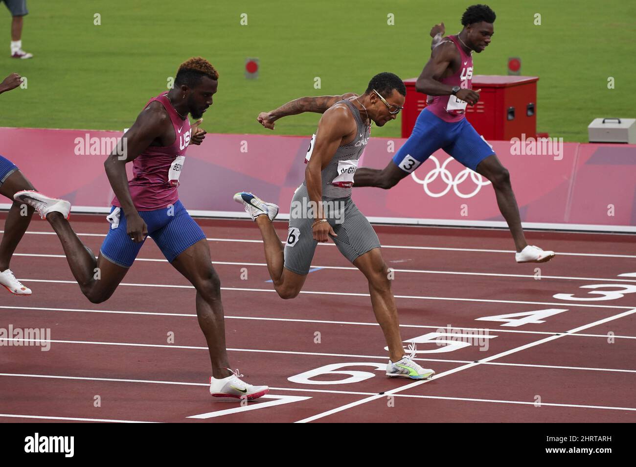 Canada's Andre De Grasse runs to a gold medal finish in the Menâ€™s ...