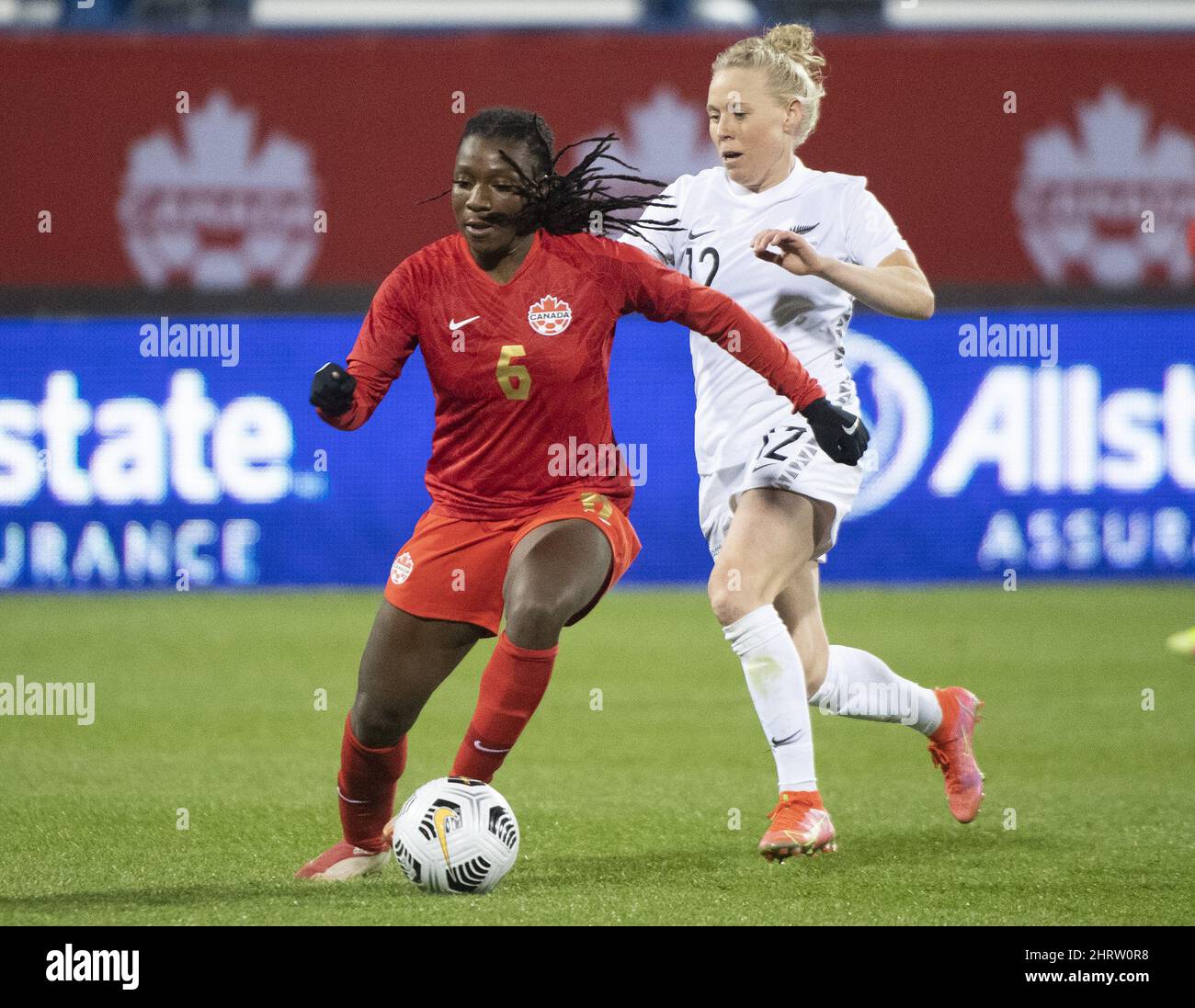 Canadaâ€™s Deanne Rose, left, breaks away from New Zealandâ€™s Betsy ...