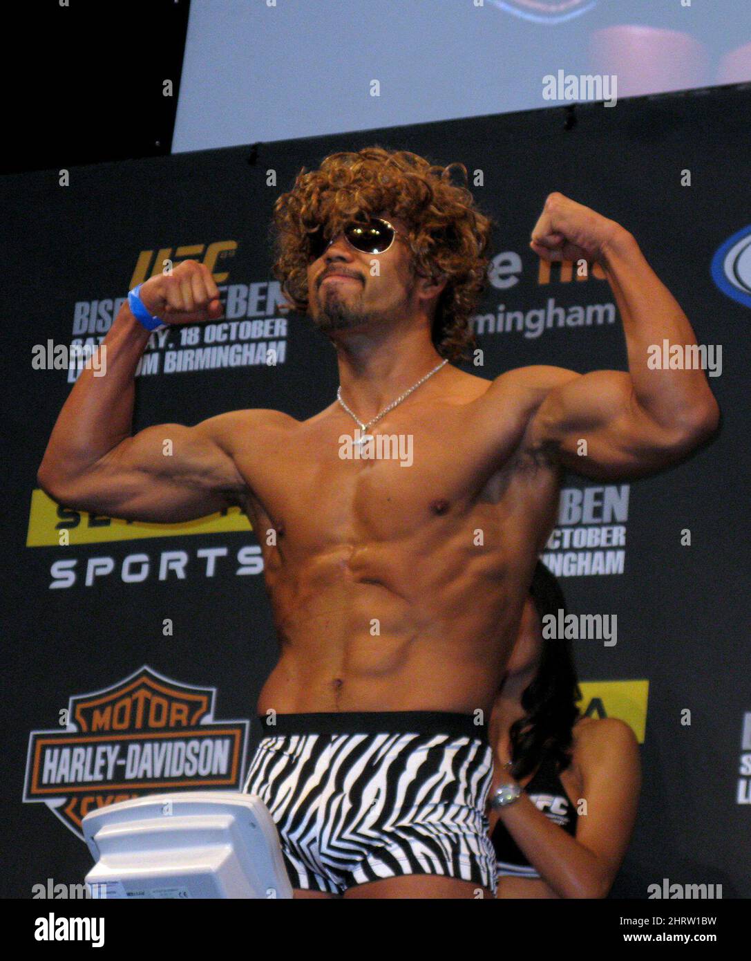 Japanese welterweight Akihiro Gono, complete with wig and shades ...