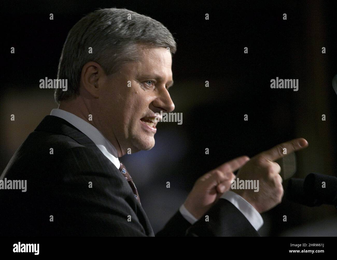 Conservative Party leader Stephen Harper delivers a campaign speech at ...