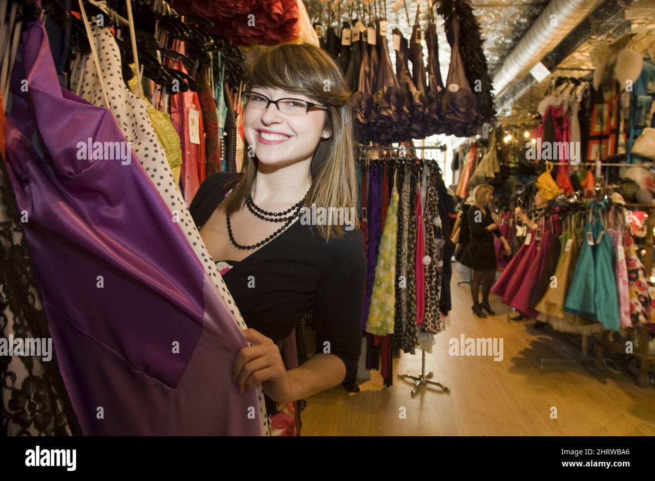 Girls with short dresses hi-res stock photography and images - Alamy