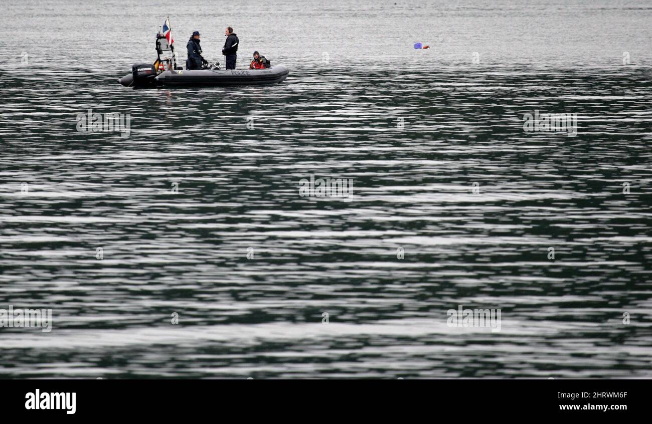 An RCMP dive team works on Lyall Harbour at Saturna Island, B.C., on ...