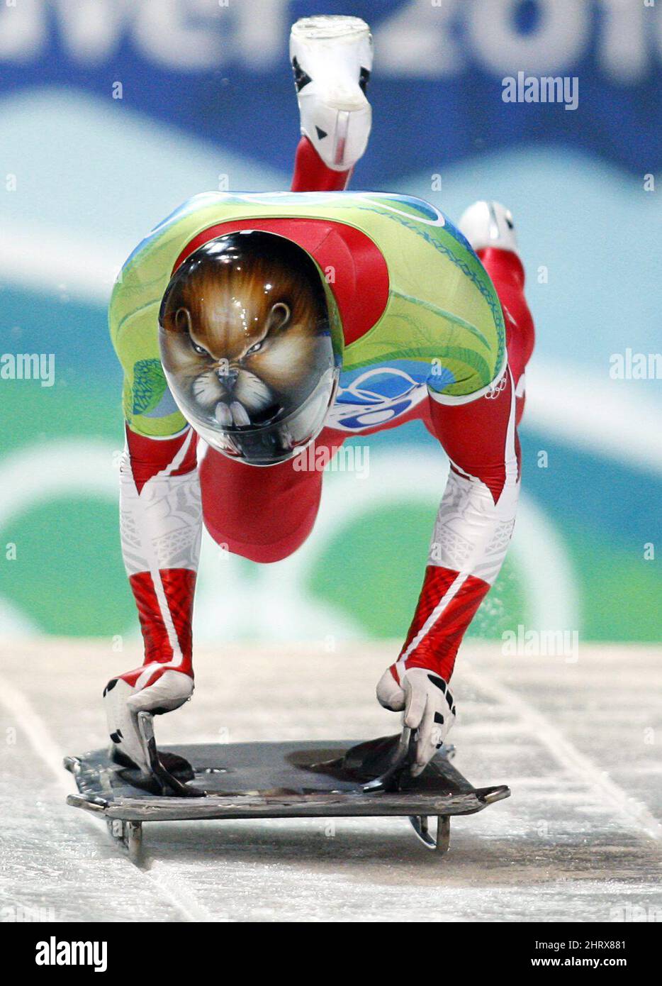 Canada's Jeff Pain starts his run during the first run of men's ...