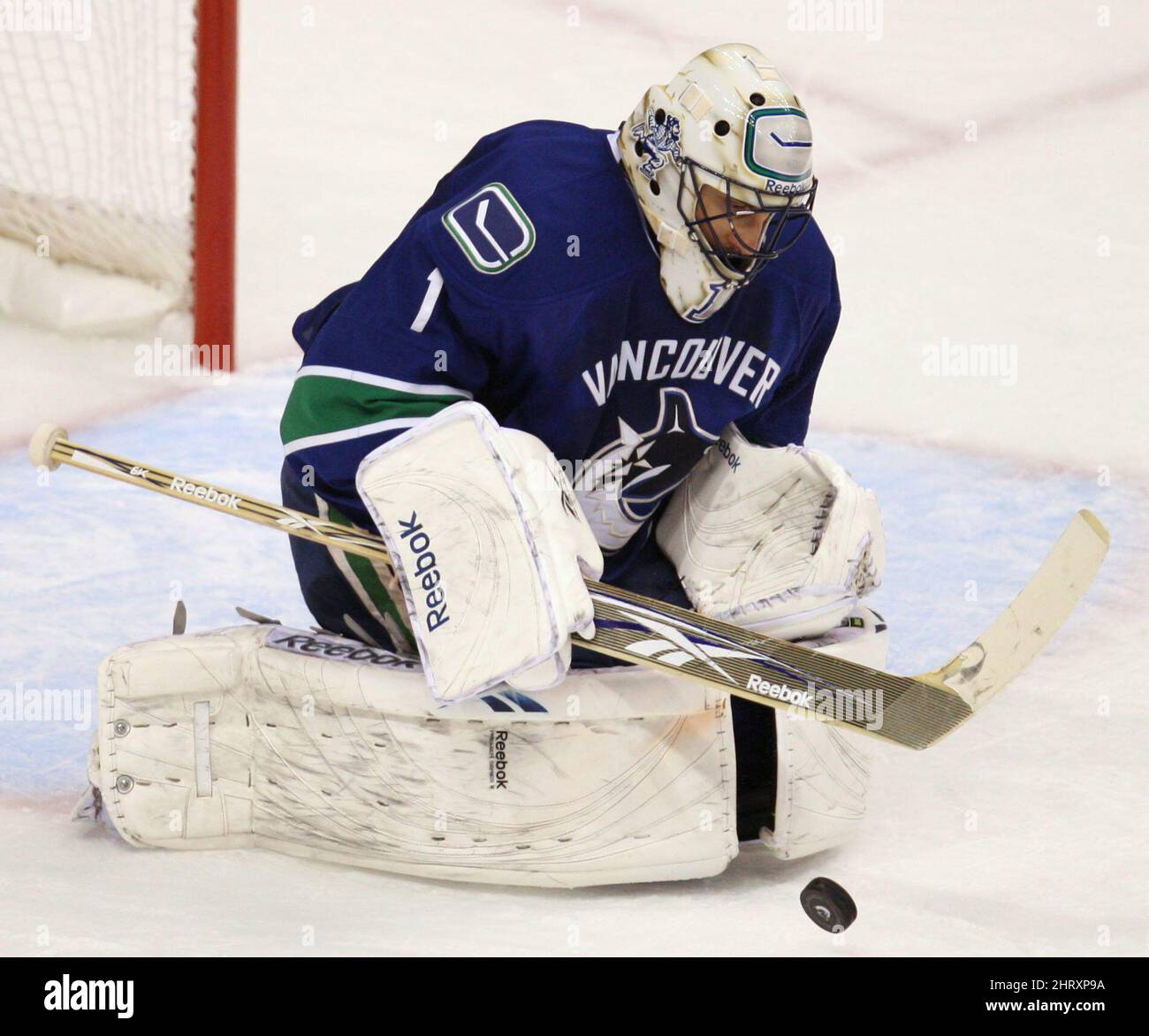 Vancouver Canucks goaltender Roberto Luongo makes a save during second ...