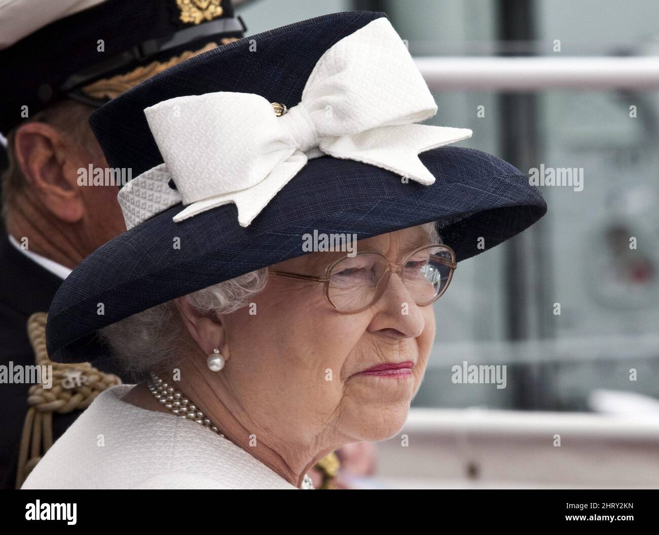 Queen Elizabeth participates in an international fleet review aboard ...