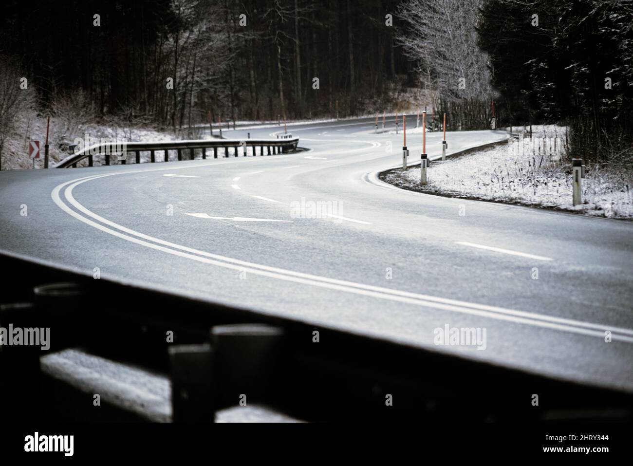 Landscape view of a highway in countryside Stock Photo - Alamy