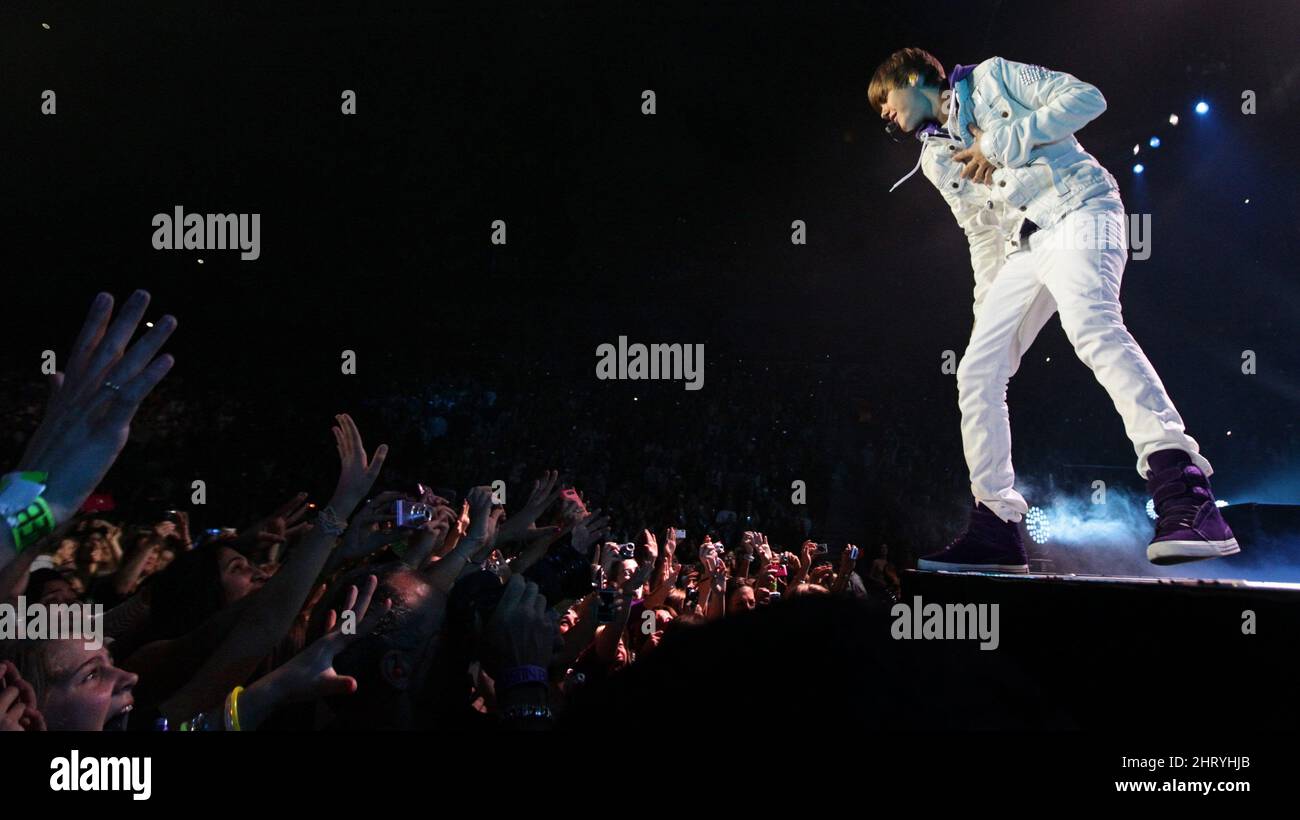 Canadian singer Justin Bieber performs in Vancouver, B.C., on Tuesday ...
