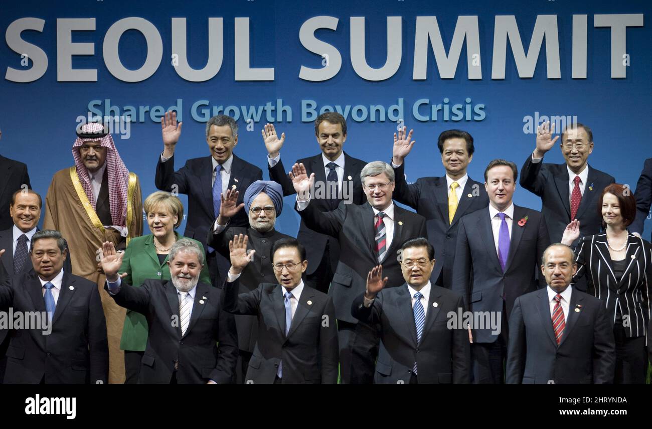 Canadian Prime Minister Stephen Harper and leaders of the G20 wave ...