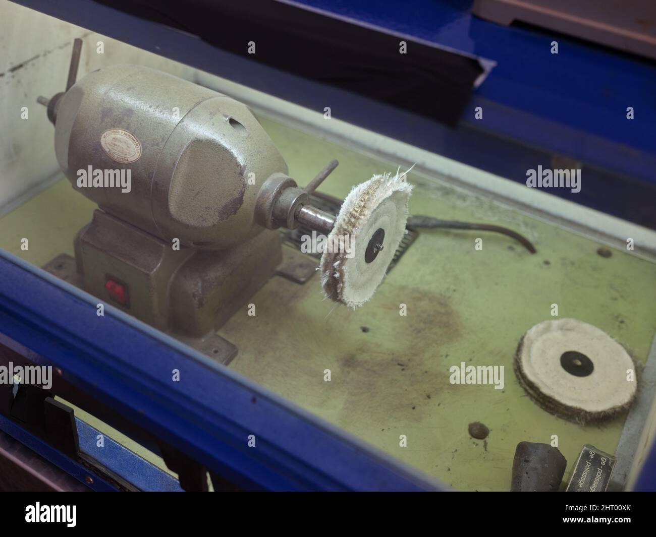 Polishing machine hi-res stock photography and images - Alamy