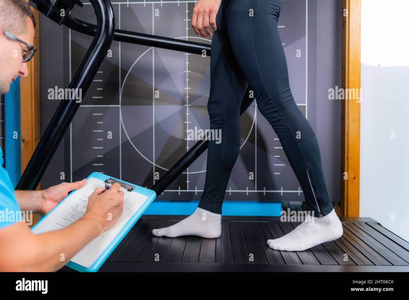 Walking or gait anthropometric analysis on a treadmill Stock Photo - Alamy