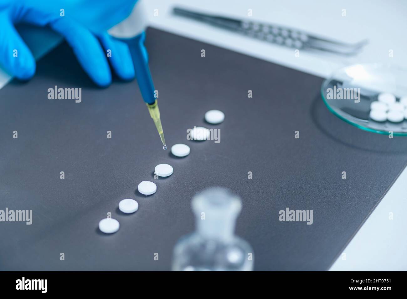 Study drug hi-res stock photography and images - Alamy