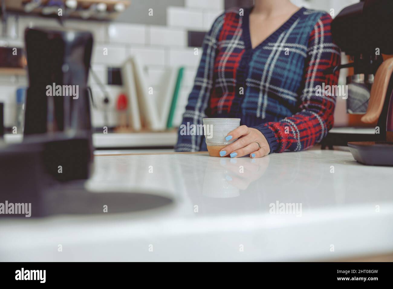 Bar counter surface hi-res stock photography and images - Alamy