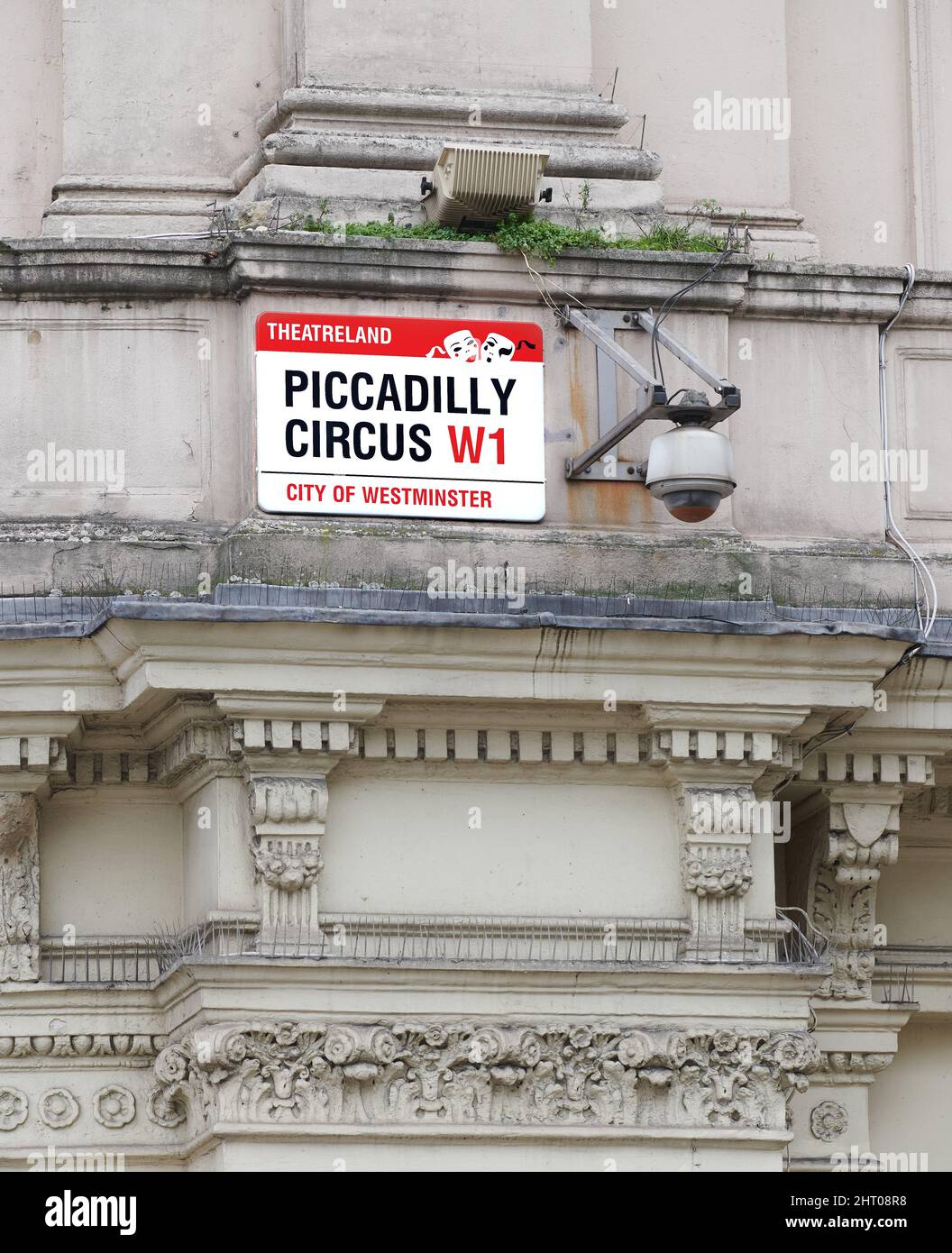 Piccadilly circus w1 street hi-res stock photography and images - Alamy
