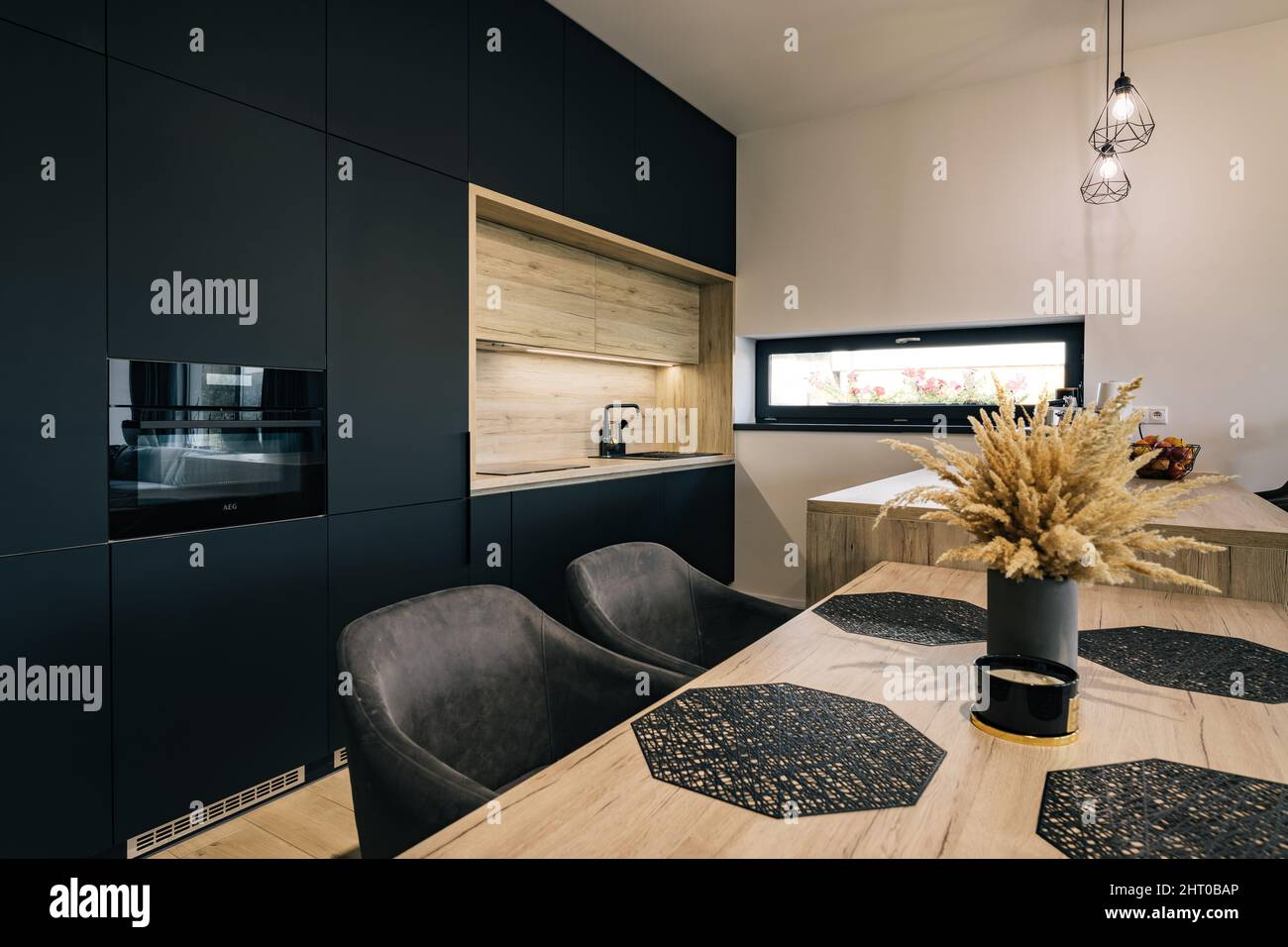 Beautiful view of modern kitchen interior Stock Photo - Alamy