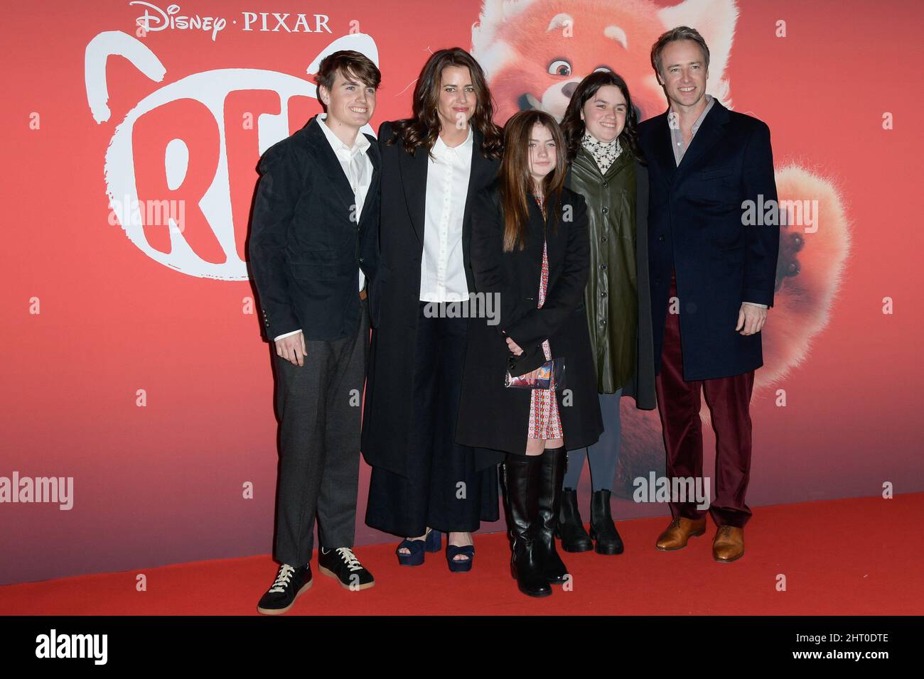 Lindsey Collins (L2) and family attend at the red carpet of Disney ...