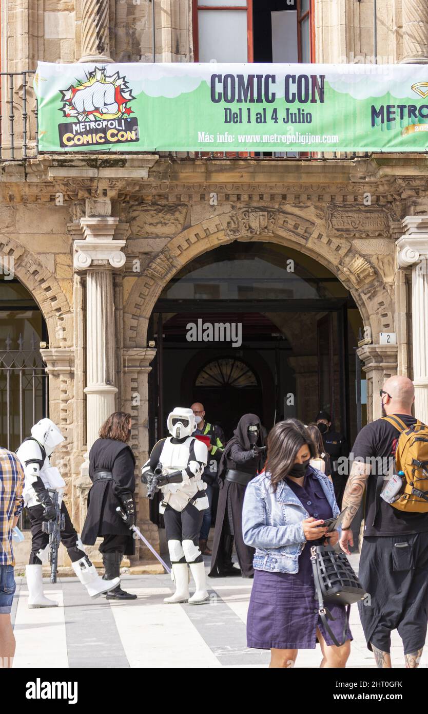 Actors representing Star Wars characters with their flashy uniforms ...