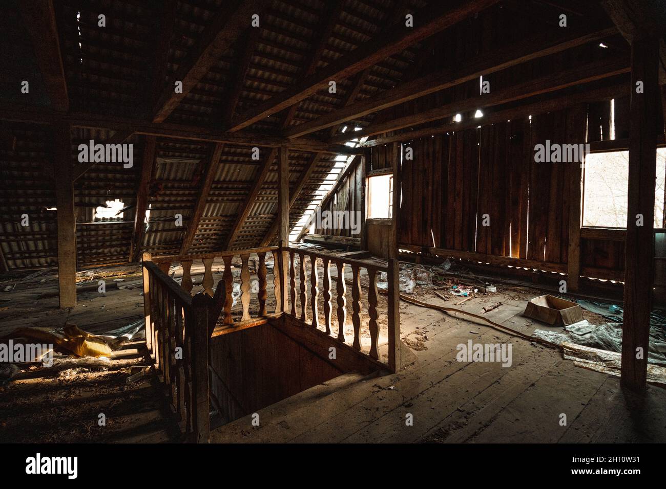 Old abandoned dirty wooden room with a lot of garbage and trash Stock ...