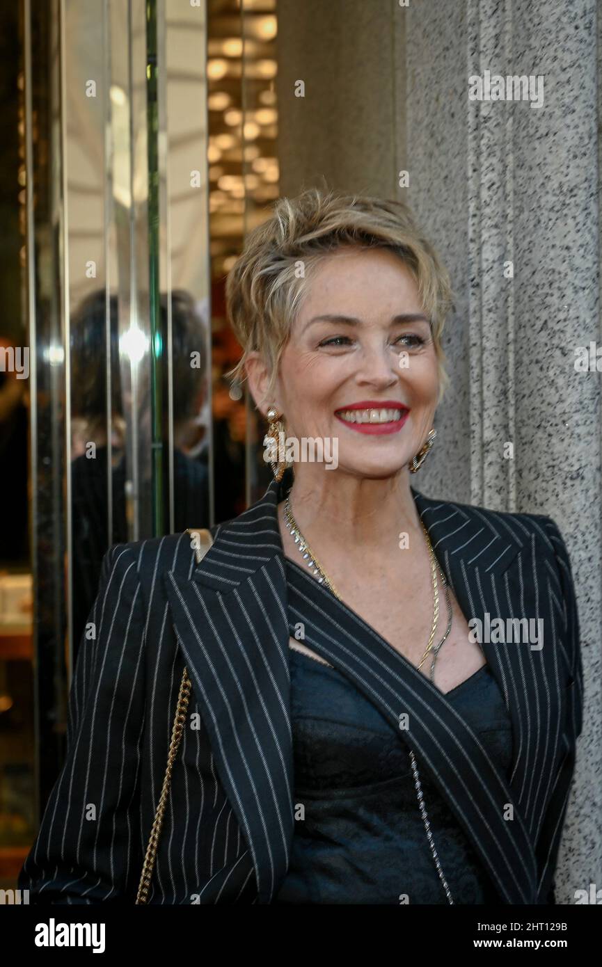 Milan, Italy. 26th Feb, 2022. Milan, SHARON STONE arrives in the Dolce ...