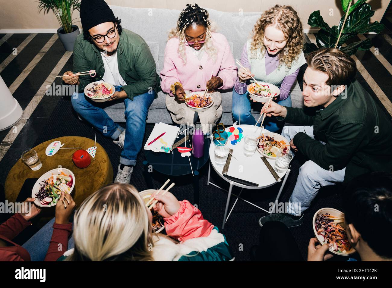 Roommate students talking High Resolution Stock Photography and Images ...