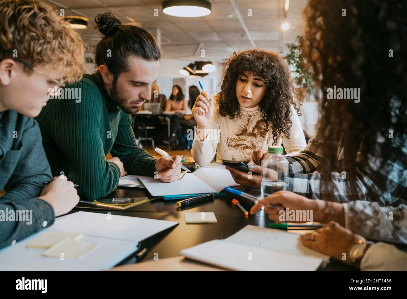 Five multiracial young students hi-res stock photography and images - Alamy