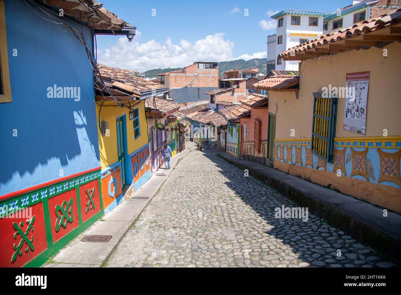 A street in the town of Guatape in Colombia Stock Photo - Alamy