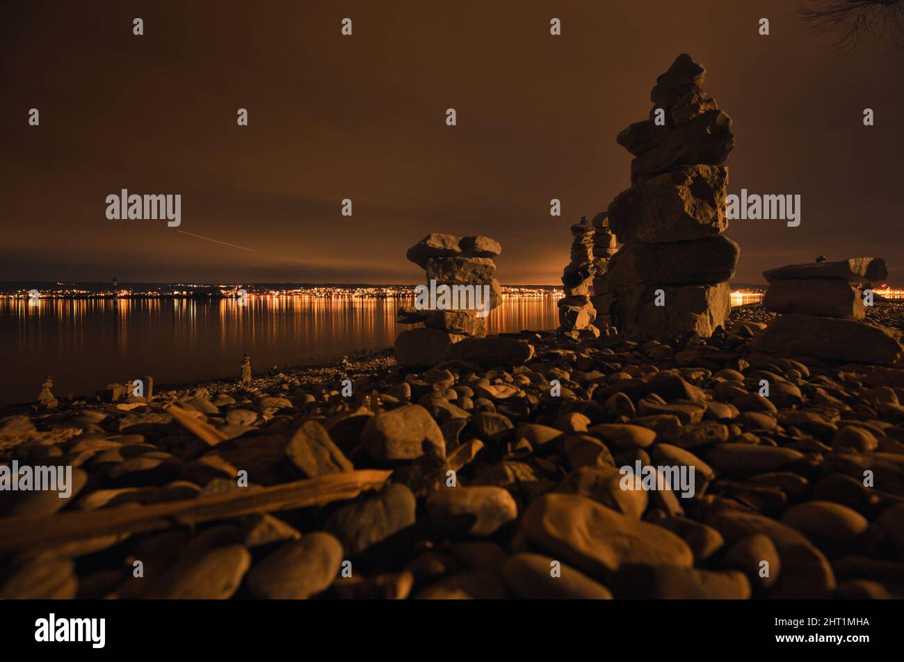 Beautiful night view of the beach of Lake Constance with long exposure ...