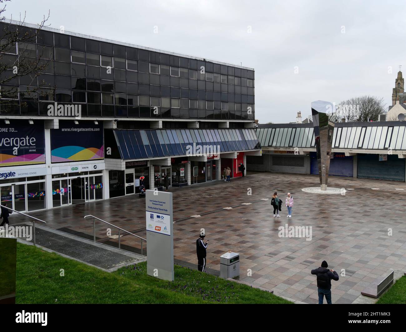 Rivergate shopping centre,Bridgegate features the 9 meter tall Trinity ...