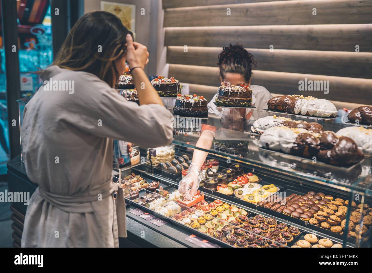 Back view of a femal in pastery Stock Photo - Alamy