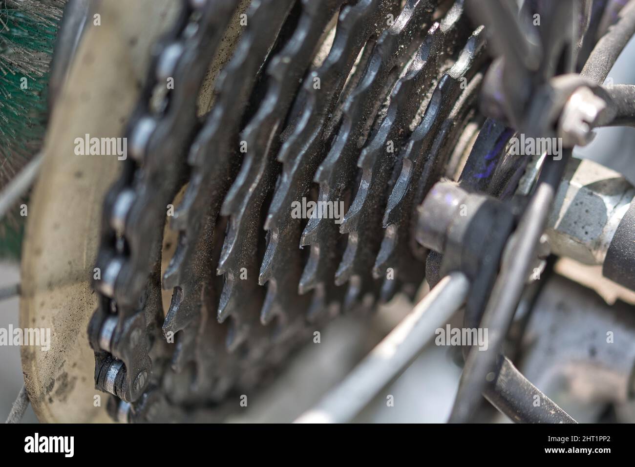 Closeup of a detail of the metallic bicycle chain Stock Photo - Alamy