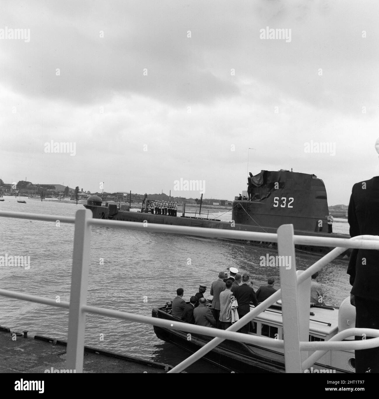 HMS Tiptoe, S32, Royal Navy Submarine, limps into port, Gosport, South ...