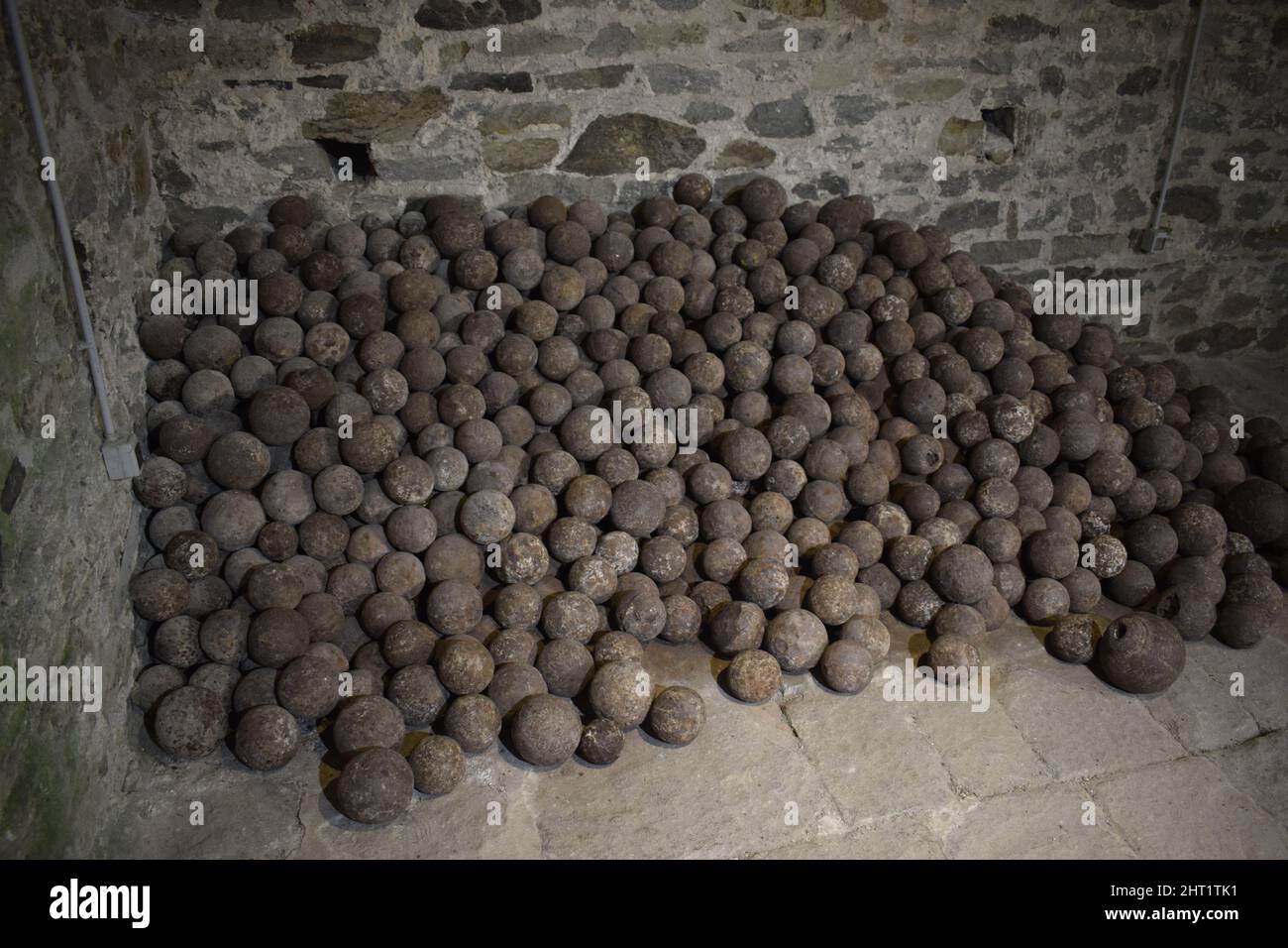 Cannon projectile hi-res stock photography and images - Alamy