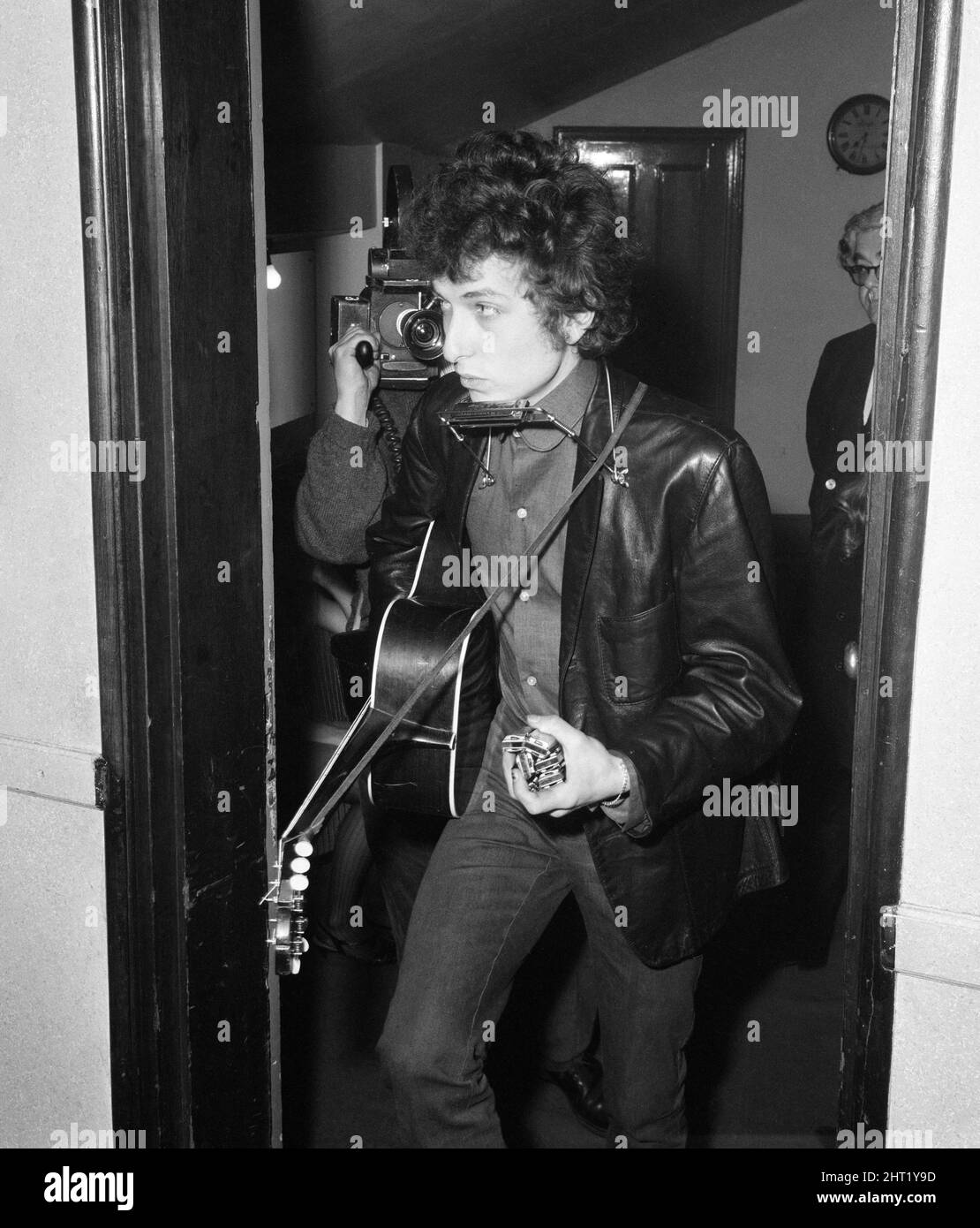 Bob dylan 1965 tour hi-res stock photography and images - Alamy