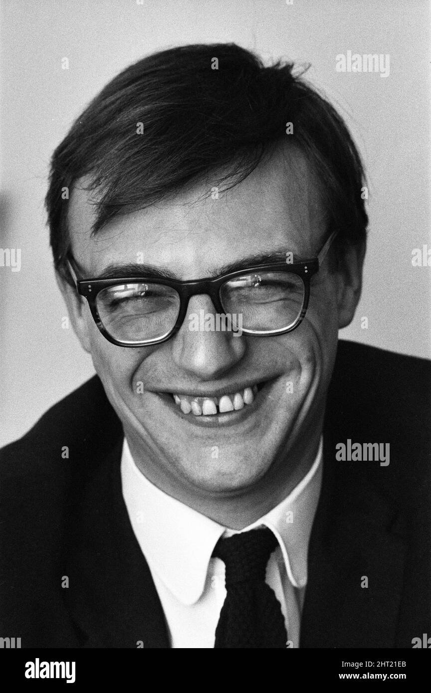 Comedian Roy Hudd. 5th April 1965 Stock Photo - Alamy