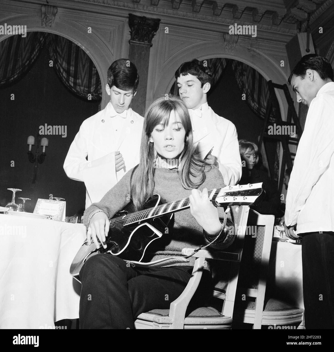 Francoise Hardy, french singer pictured rehearsing her cabaret show for ...