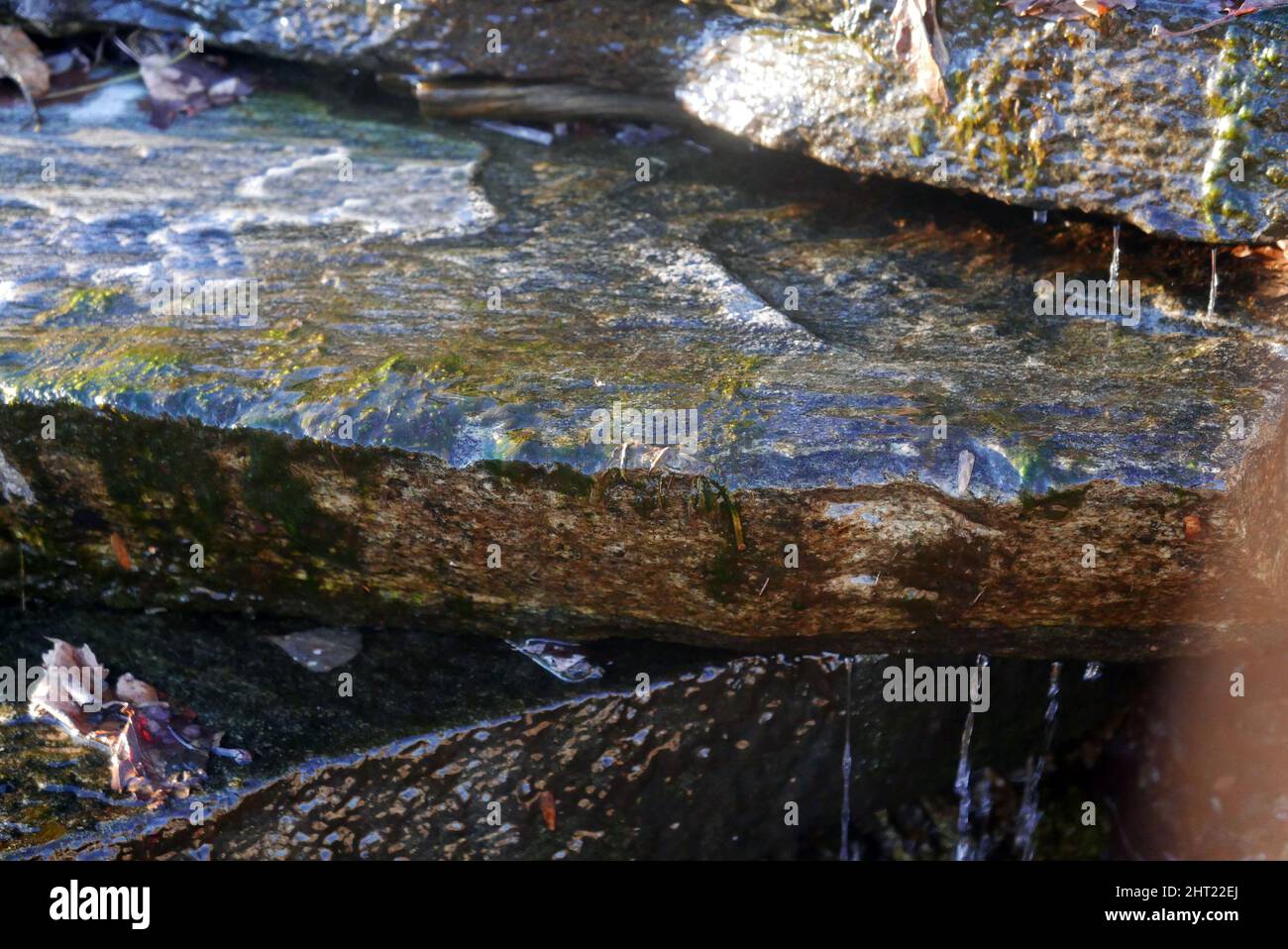 Water dripping down from rock hi-res stock photography and images - Alamy