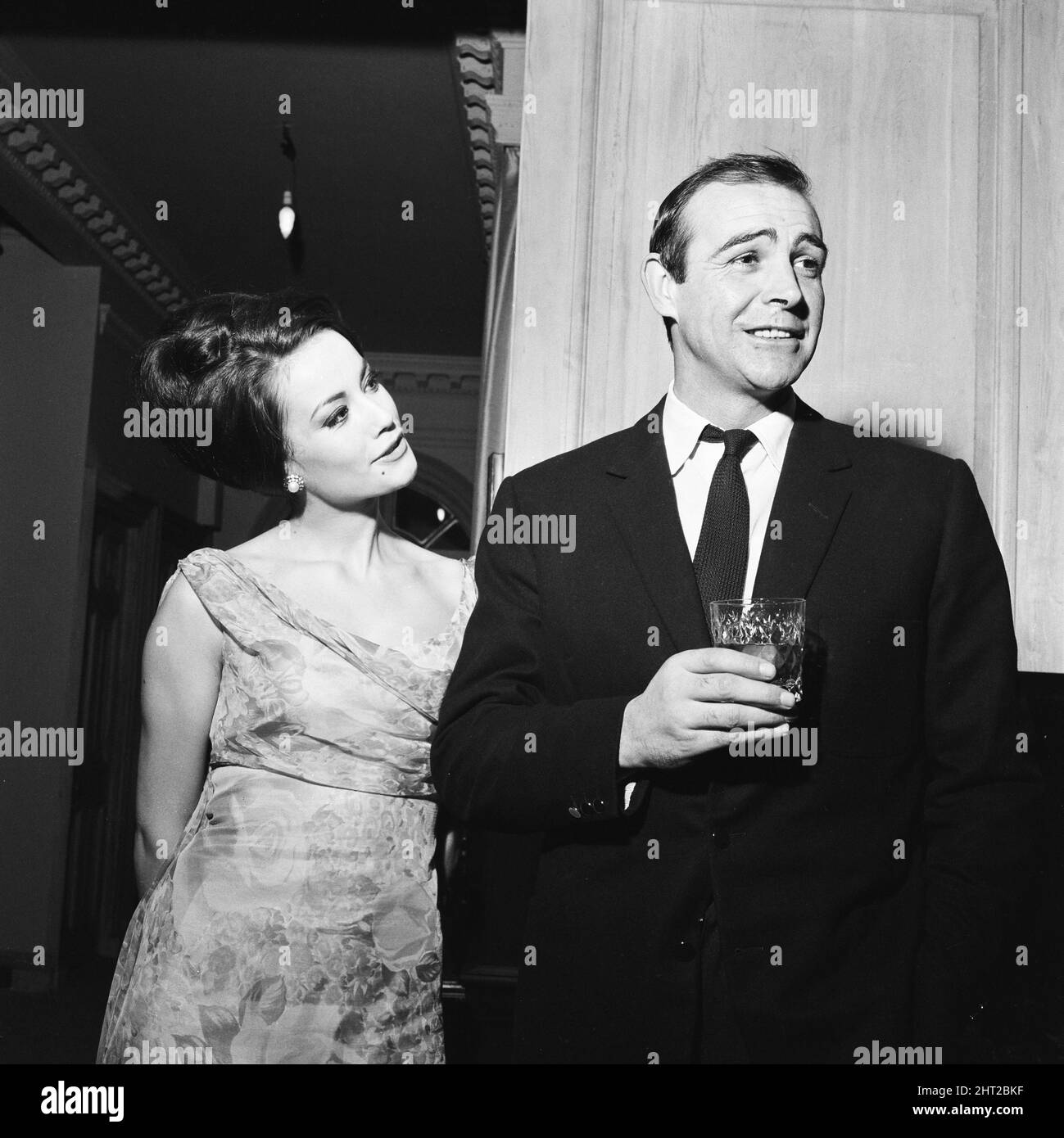 Claudine auger james bond thunderball Black and White Stock Photos ...