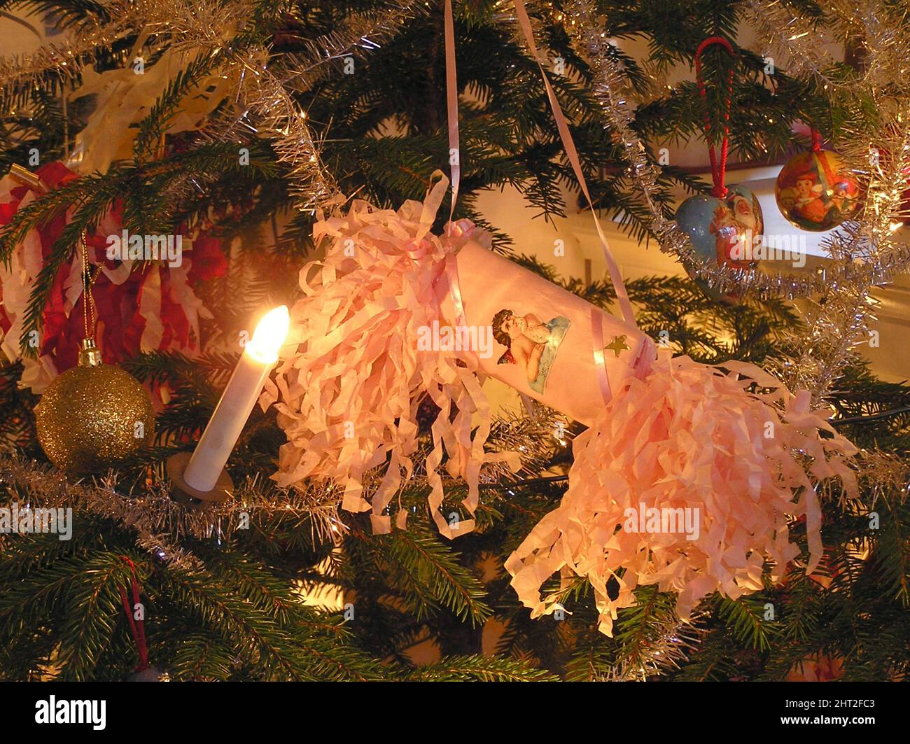 Christmas tree dekorations Stock Photo - Alamy