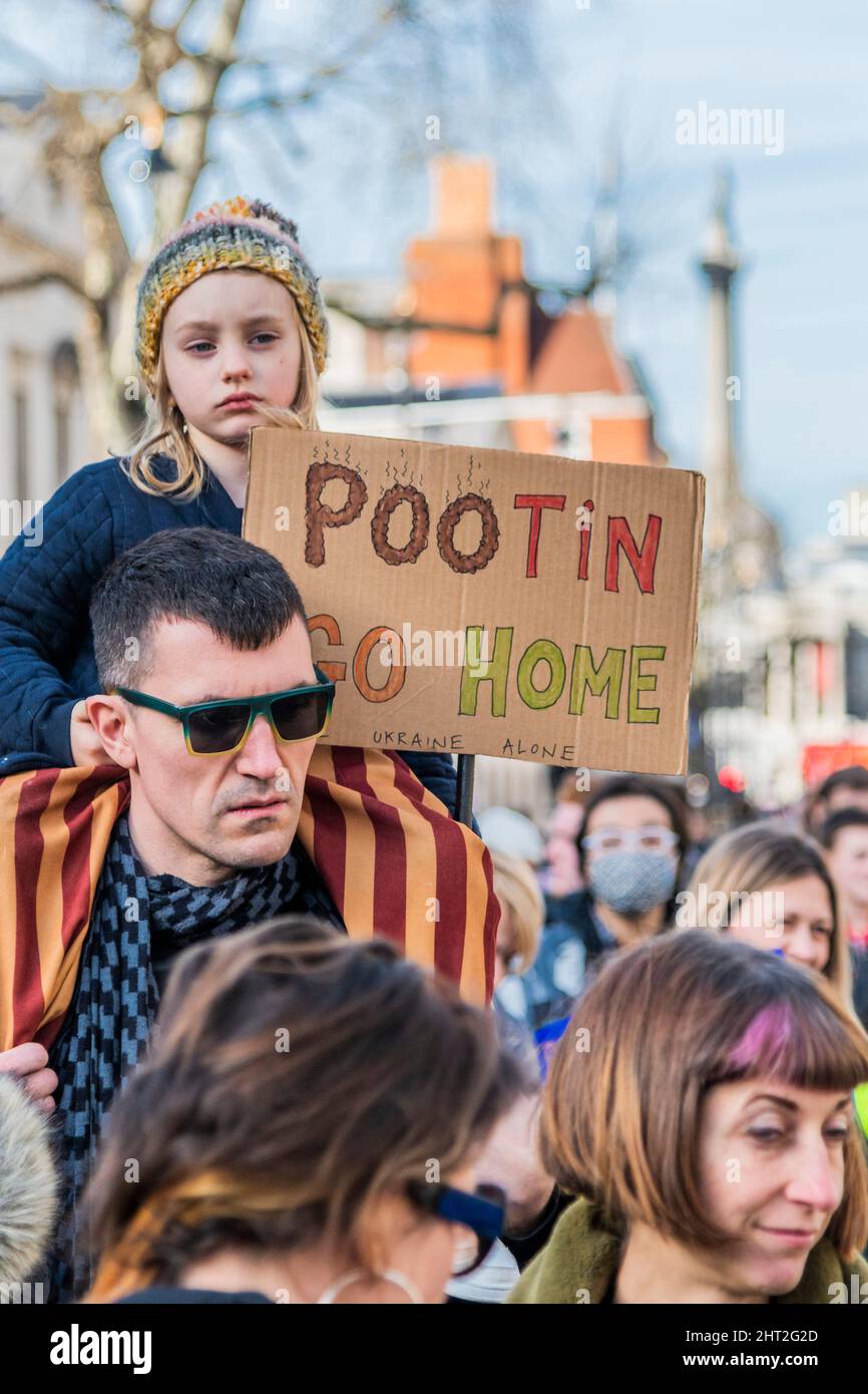 Pootin hi-res stock photography and images - Alamy