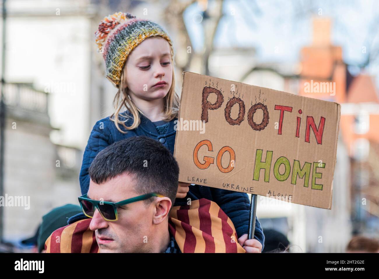 Pootin hi-res stock photography and images - Alamy
