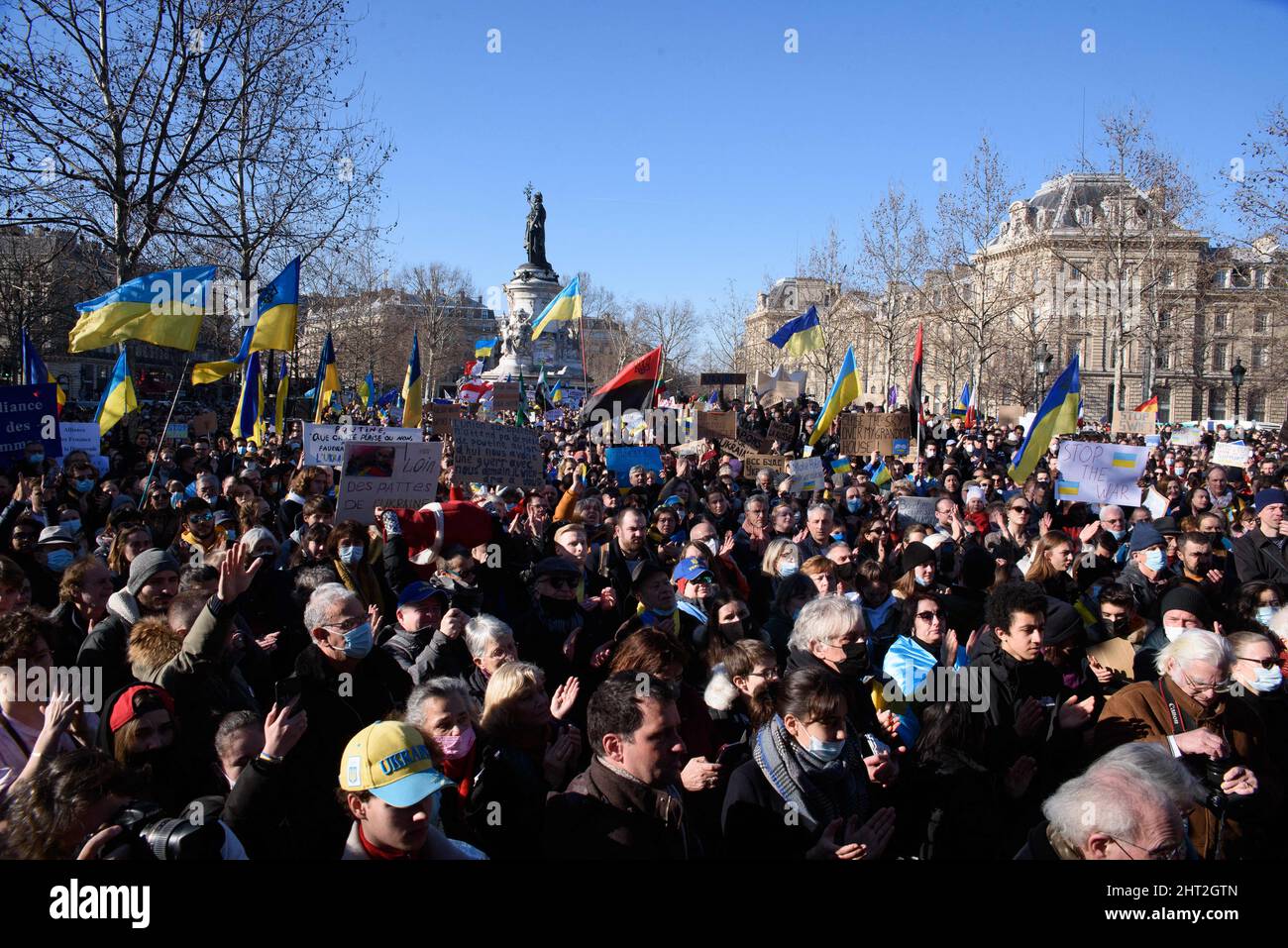 Rally in support to the Ukrainian people on the Place de la Republique ...