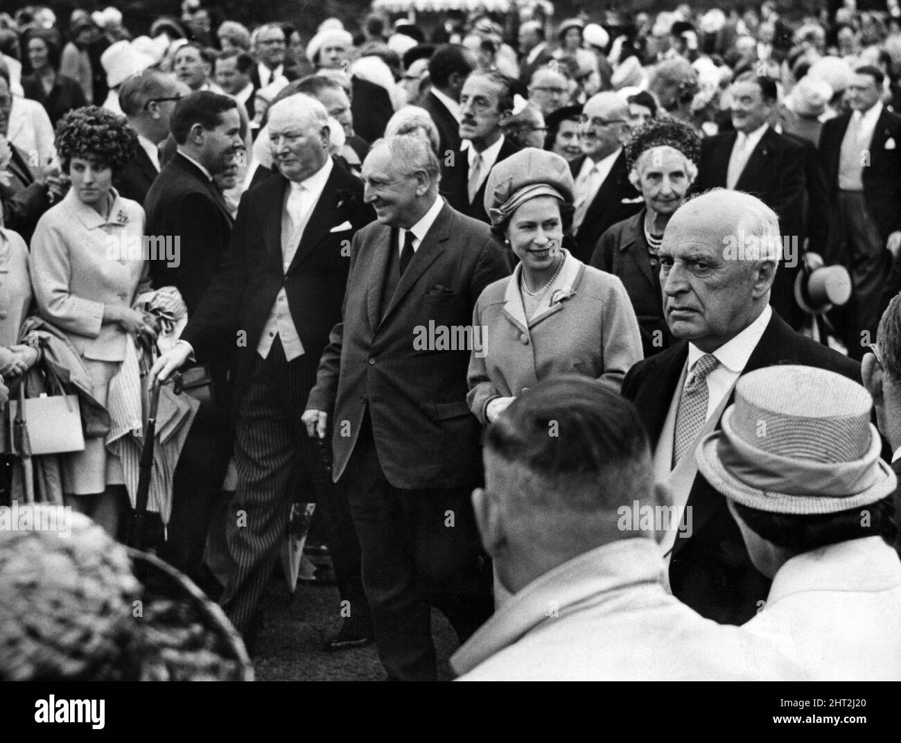 Mr James Griffiths, Secretary of State for Wales was with Queen ...