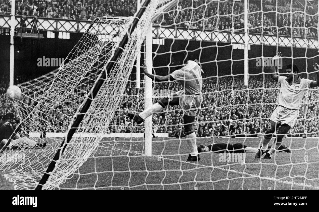 Garrincha hi-res stock photography and images - Alamy