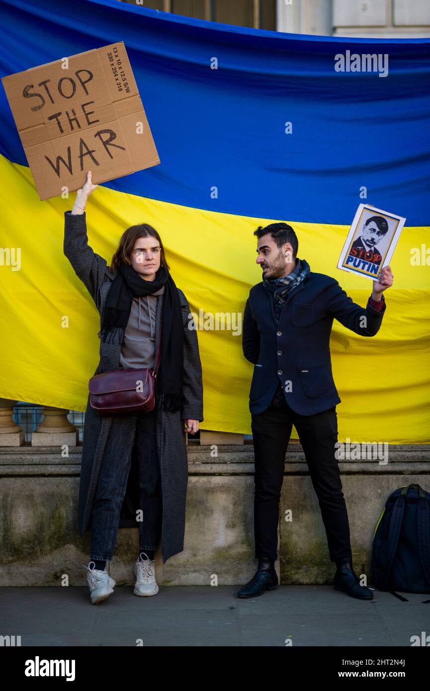 Ukraine street signs hi-res stock photography and images - Alamy