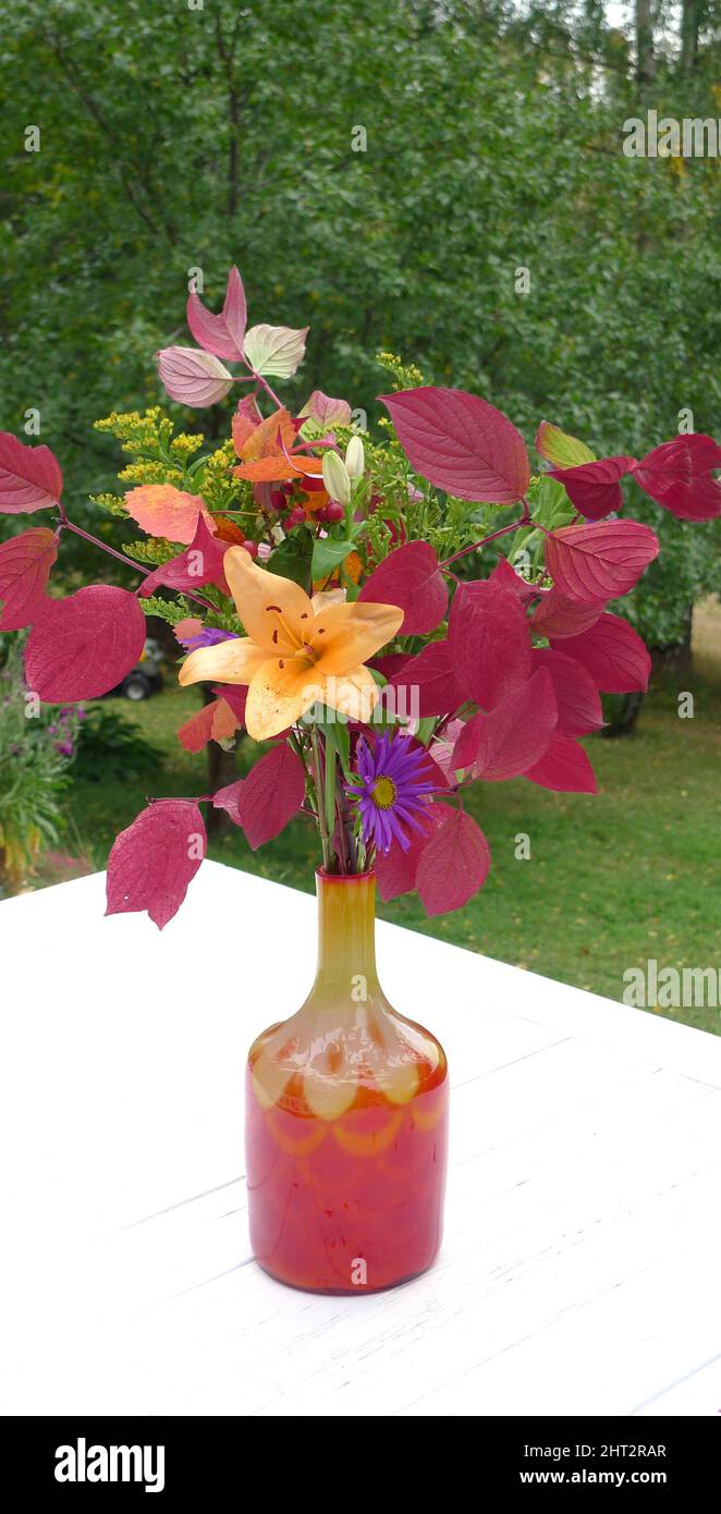 Autumn bouquets hi-res stock photography and images - Alamy