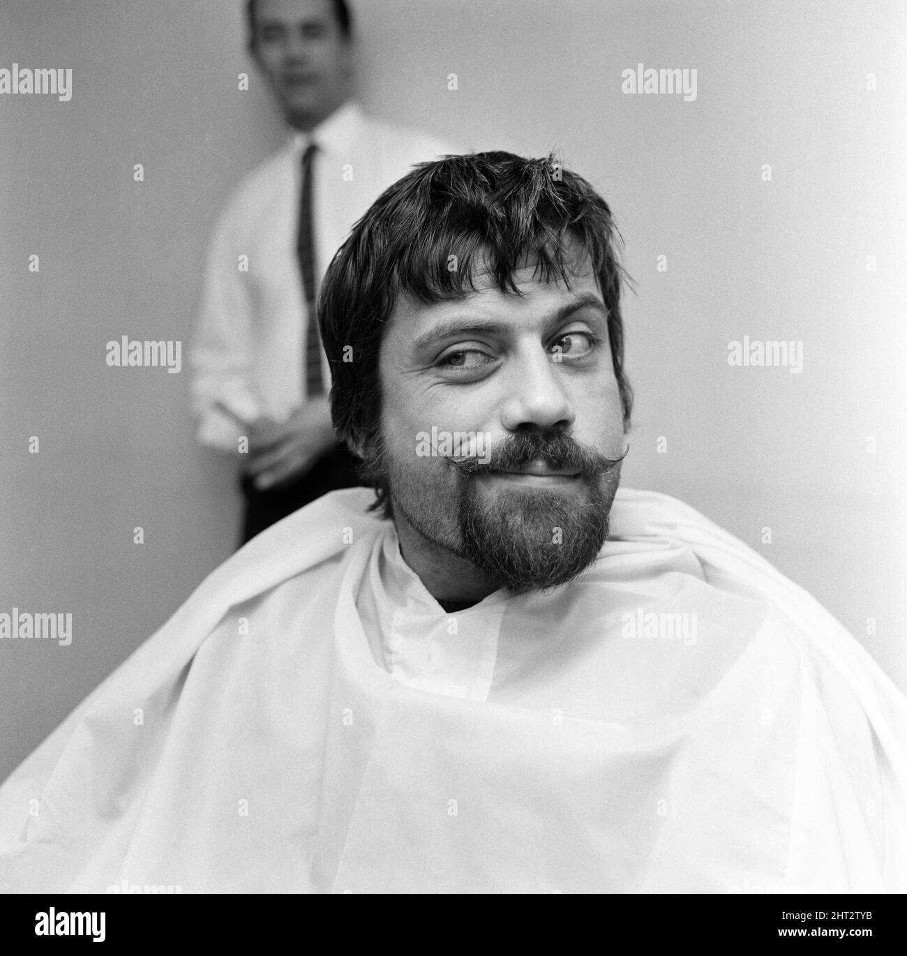 Actor oliver reed hi-res stock photography and images - Alamy