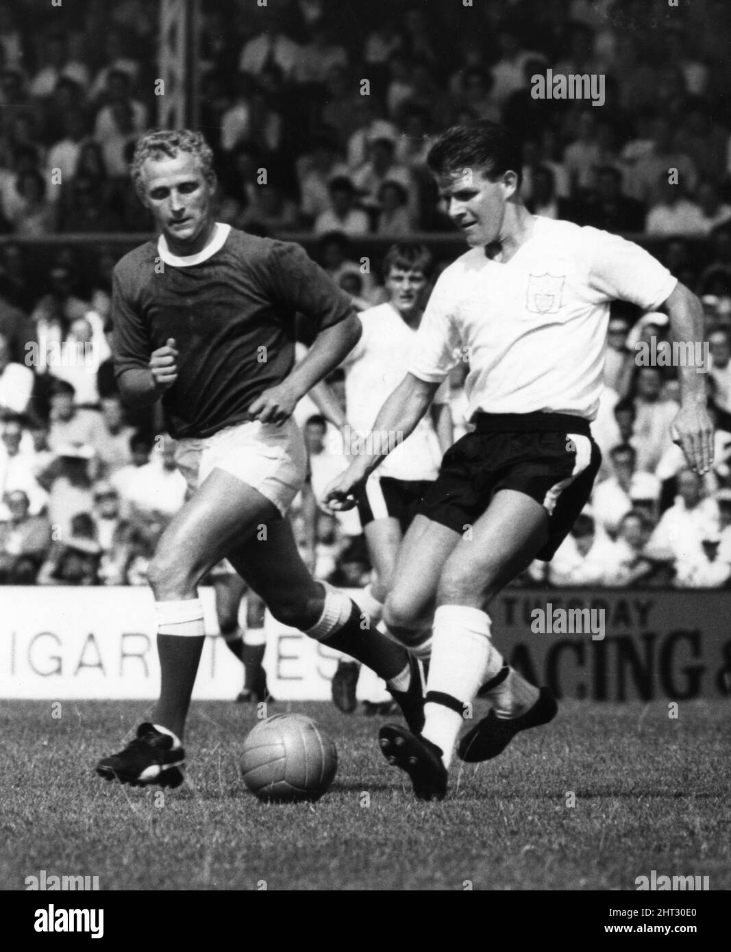 Fulham v Everton league match at Craven Cottage August 1966. Everton's ...