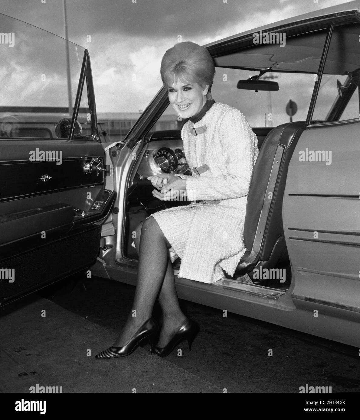 Dusty springfield 1960s hi-res stock photography and images - Alamy