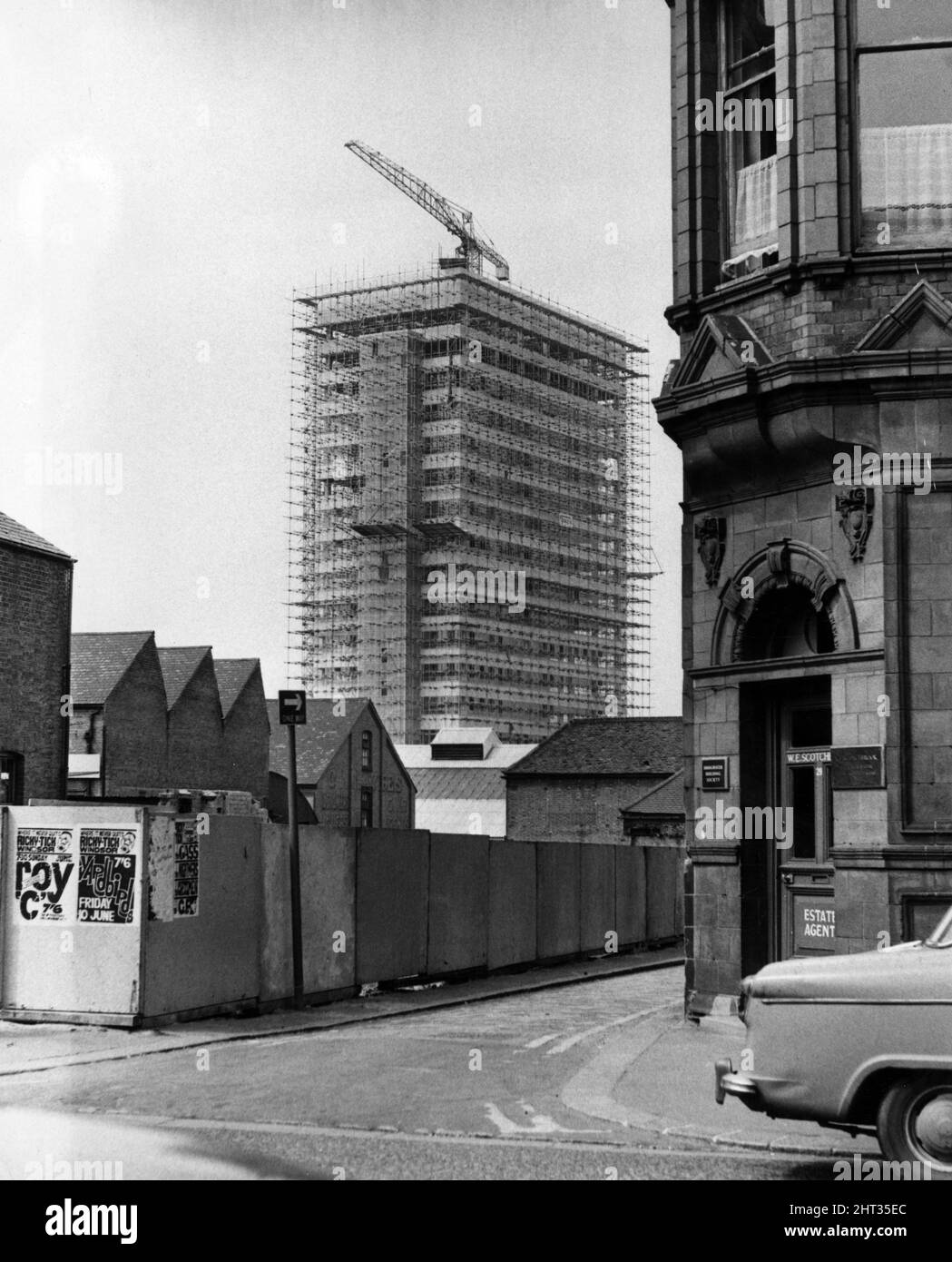 Western Tower, Station Hill, Reading, 2nd March 1966 Stock Photo - Alamy